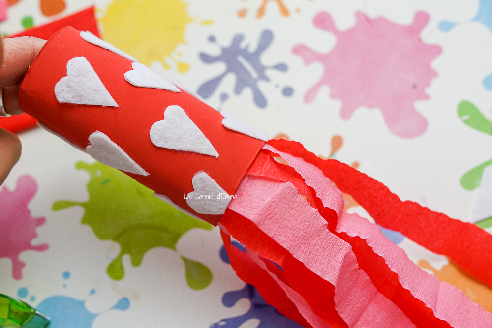 Une jolie décoration de la Saint Valentin avec un rouleau de PQ.